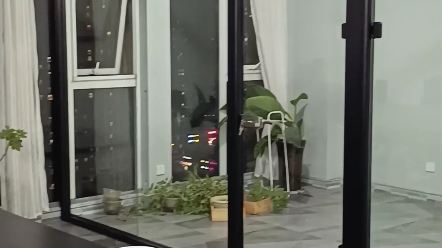 承接玻璃隔断: ✔办公室高隔间玻璃隔断✔感应门 门禁系统✔玻璃门 ...