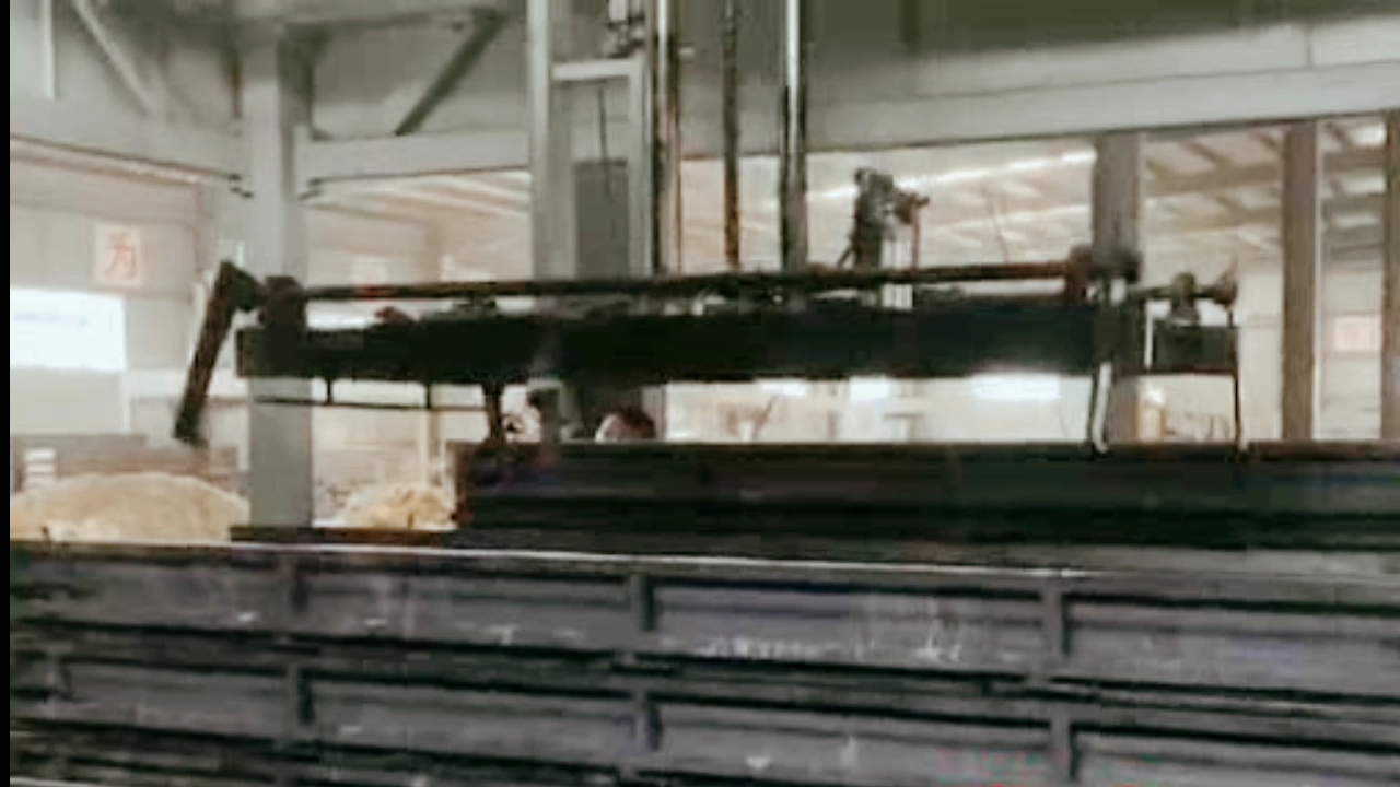 外墙保温模板设备全自动上板机,脱模机@一机多用