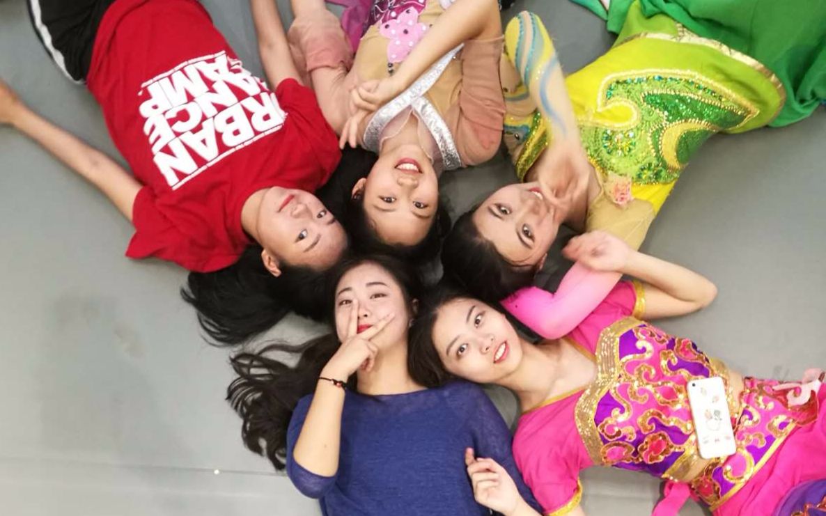 【北京林业大学学生舞蹈团】2017迎新快闪