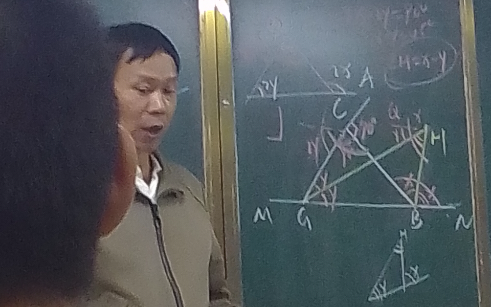 数学老师把L写反还不知道,丢光你的撵.