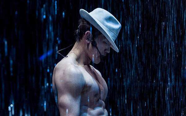 Rain-It's raining