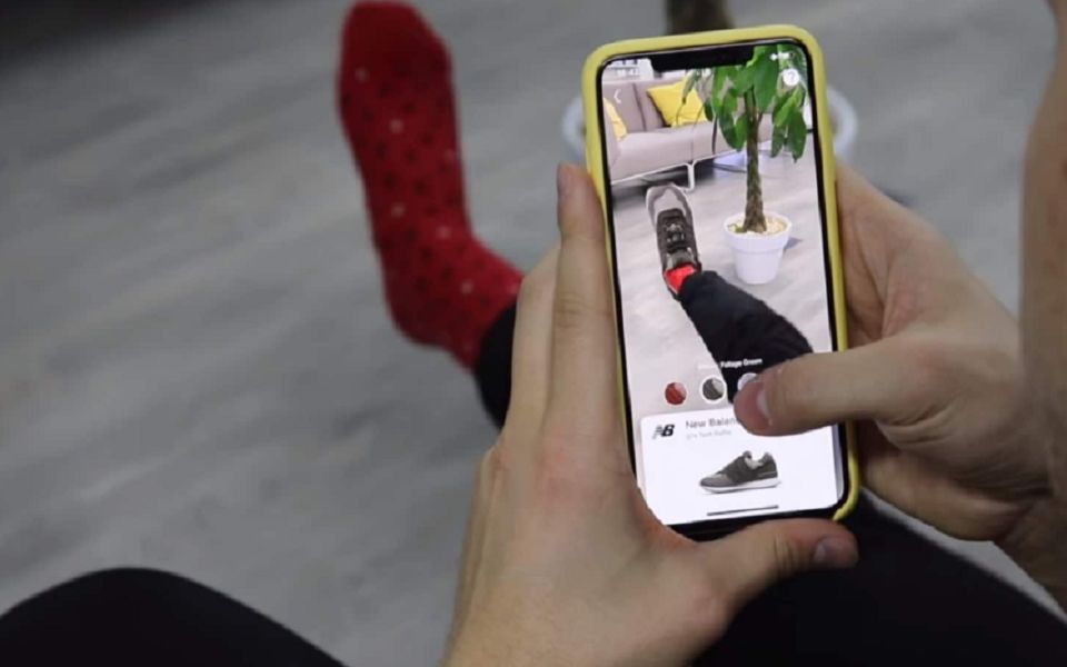 AR试鞋来了!让你足不出户穿潮鞋
