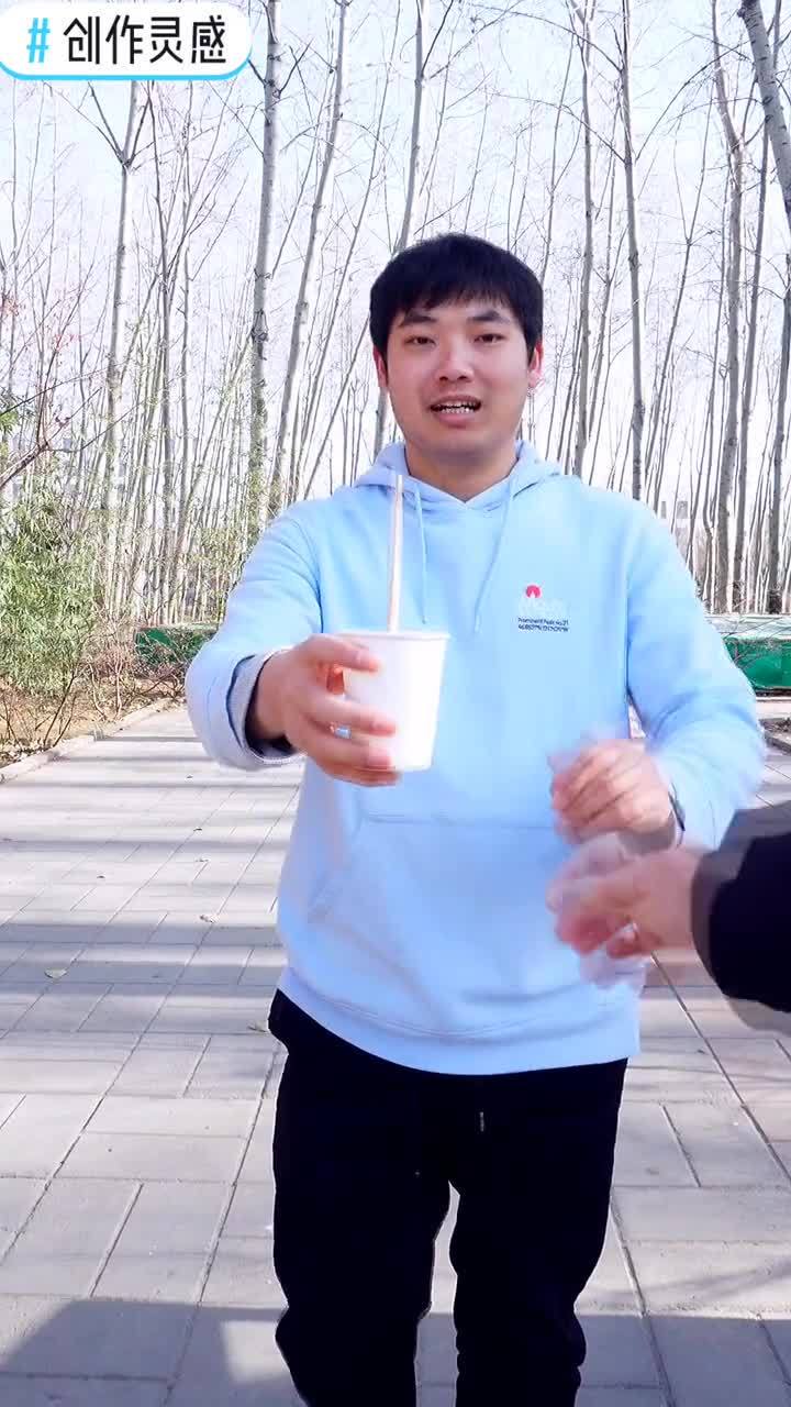 如何变街头精彩魔术表演教程视频,方法简单又好玩的小魔术