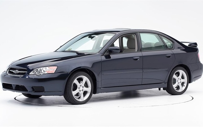 2005款斯巴鲁Legacy IIHS碰撞测试