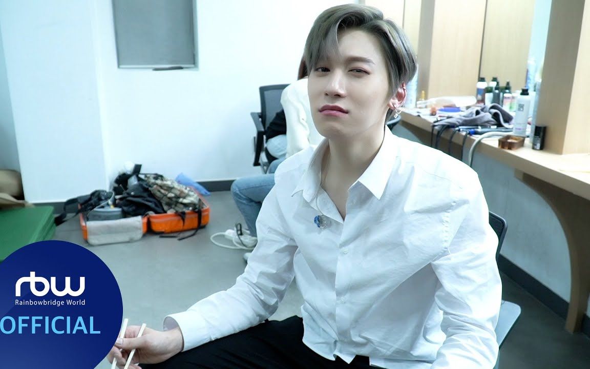 【档案室中字】 210513 [LIVE ONEUS:US Clip]‘BINARY CODE’...