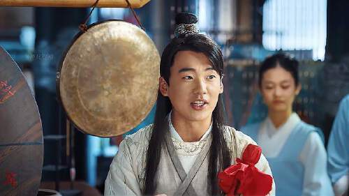 穿越男用现代商业模式玩转古代,妻子遇险他竟这样逆天改命!