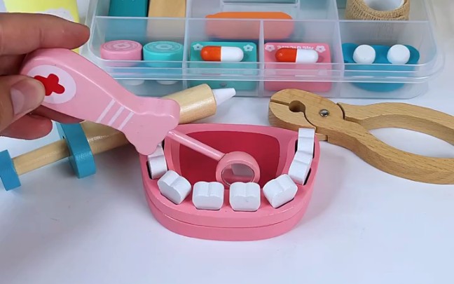 养成爱刷牙的好习惯