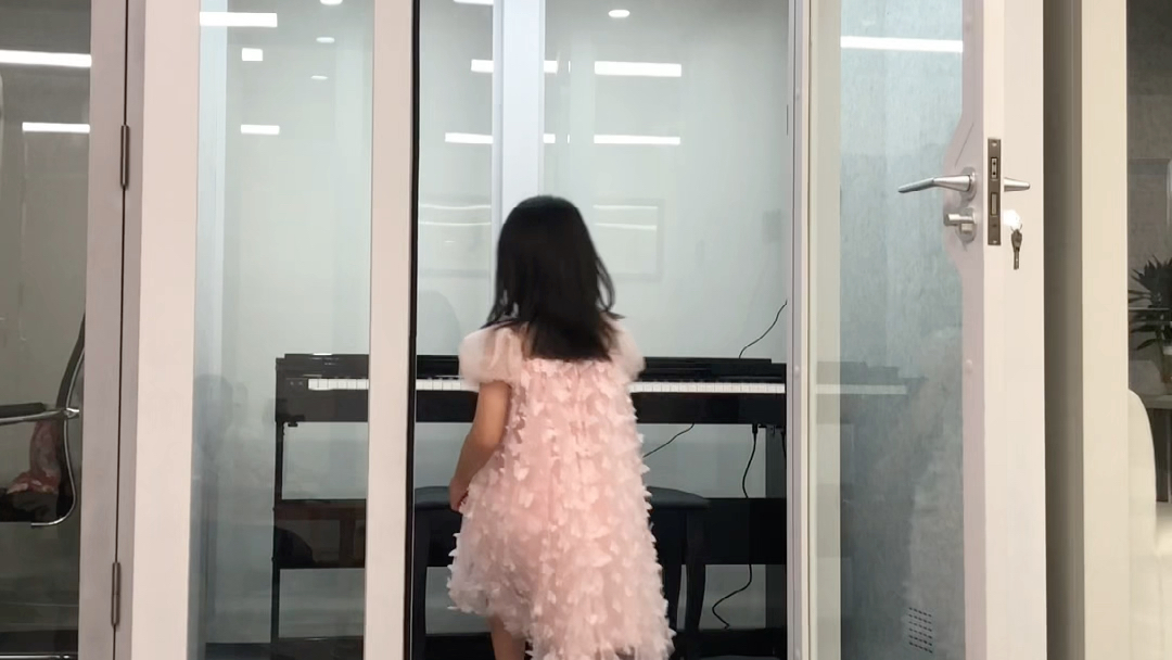 隔音房安装全过程20分钟安装完毕,可移动可拆装可以多次使用,不影响...