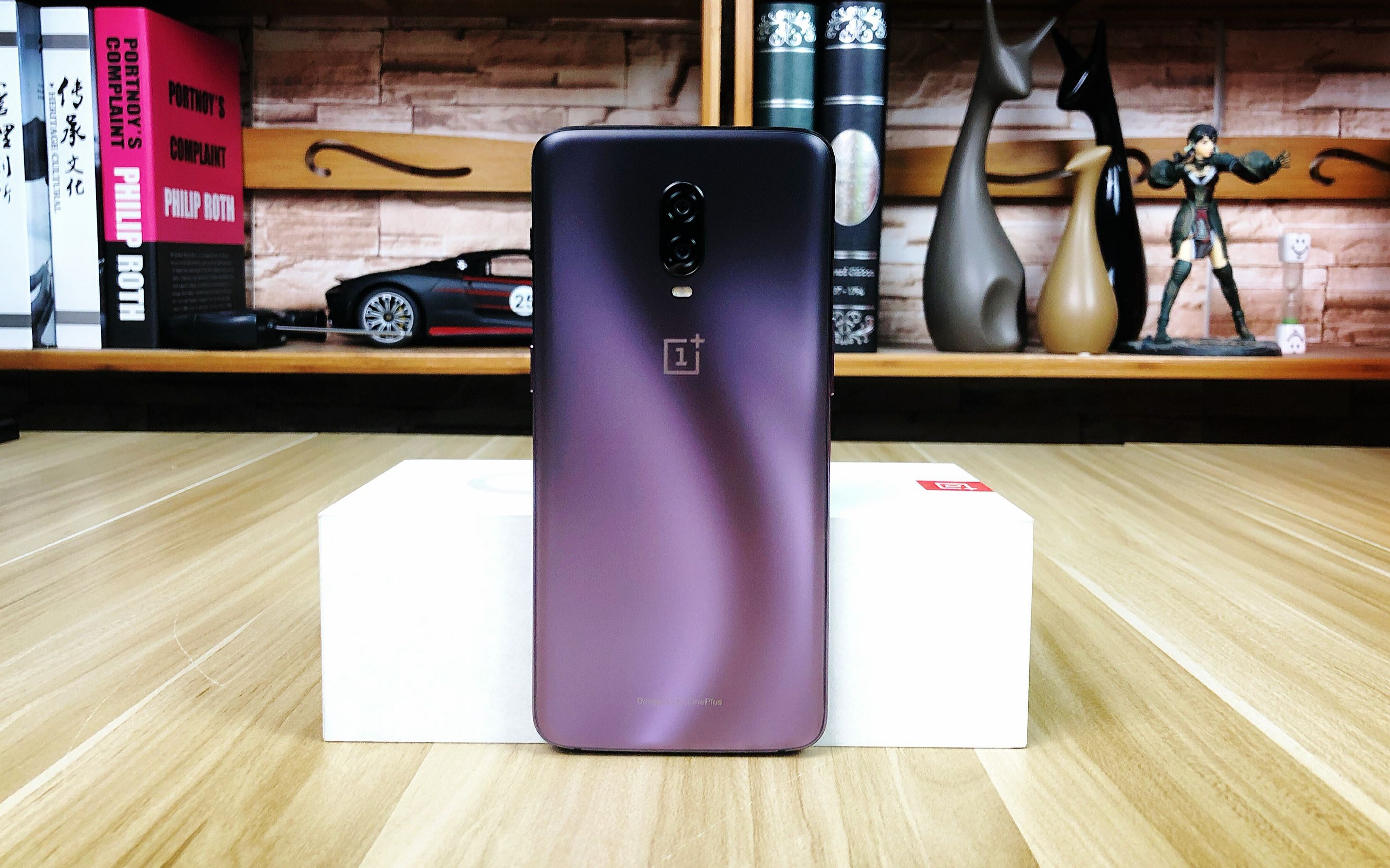 一加6T开箱上手:面部识别速度出乎意料