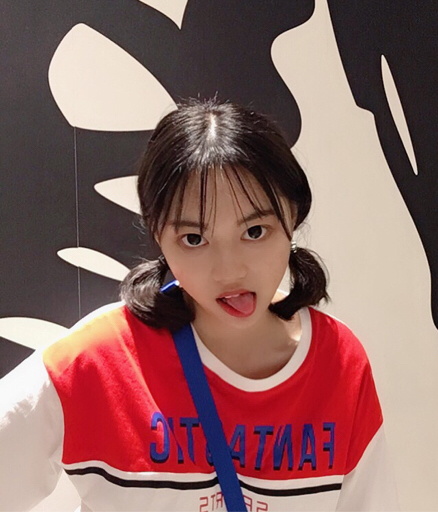 旋转的月饼哥 