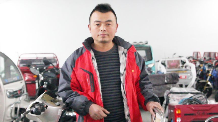 电动车电池充不进电,师傅教你简单快速充上电,很有用的小技巧