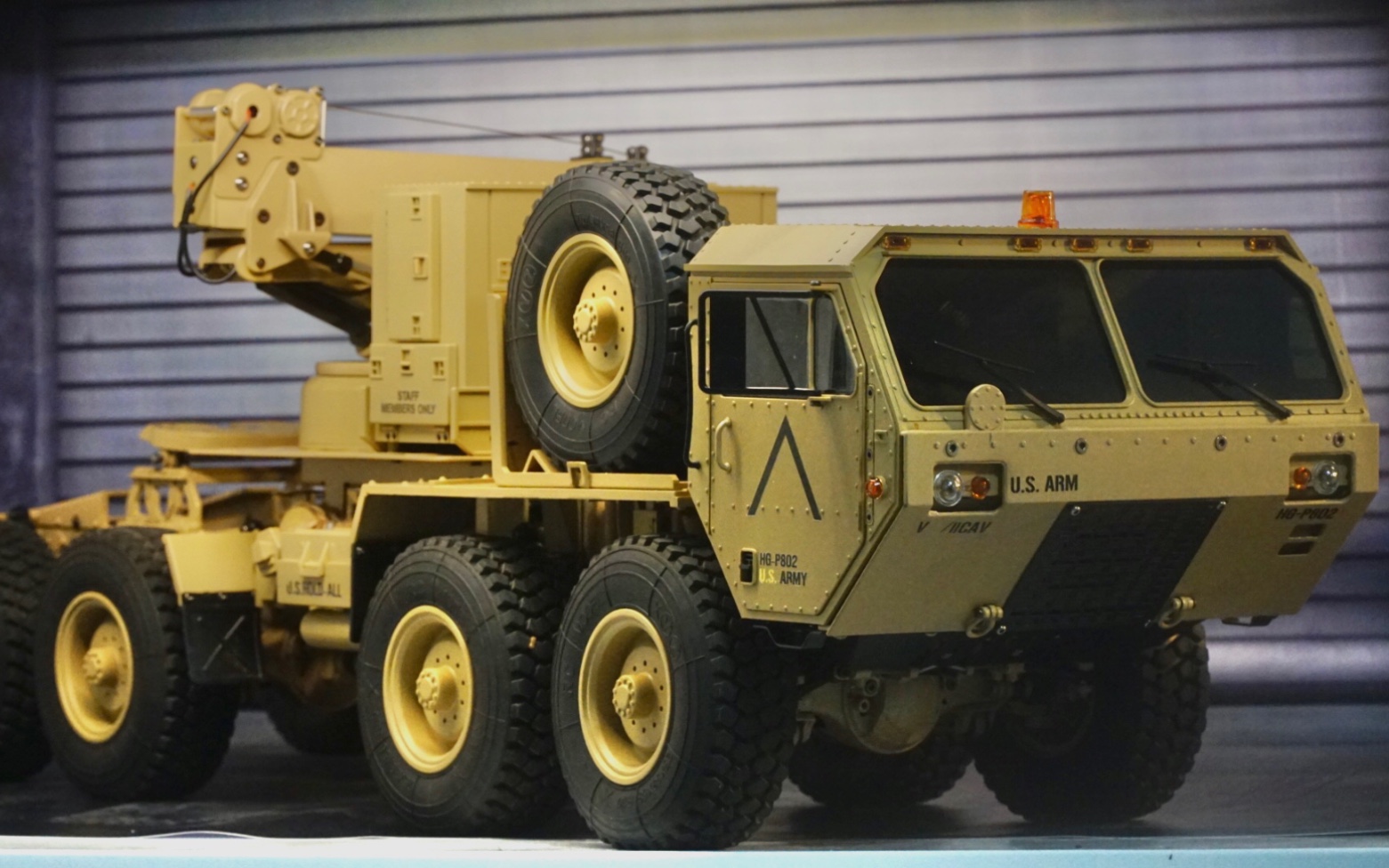 RC模型 恒冠军卡8X8奥什科什 M983 恒龙M1A2坦克 行走