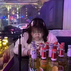 一个小憨憨丨 