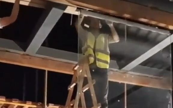 自动感应门原理及结构