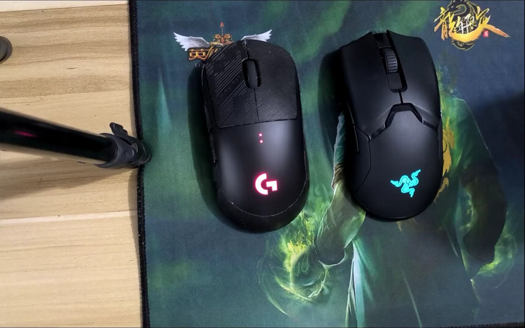 罗技GPW狗屁王VS雷蛇毒蝰终极版|鼠标对比