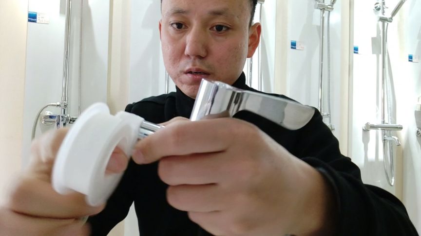 生胶带缠不好,水龙头就容易漏水,教给你缠生胶带的小技巧