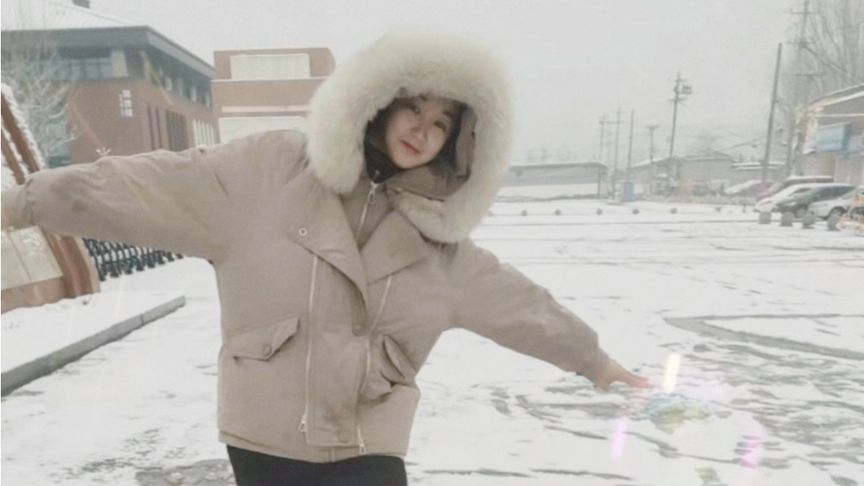 一首经典老歌,(你总是如此如此的冷漠)。