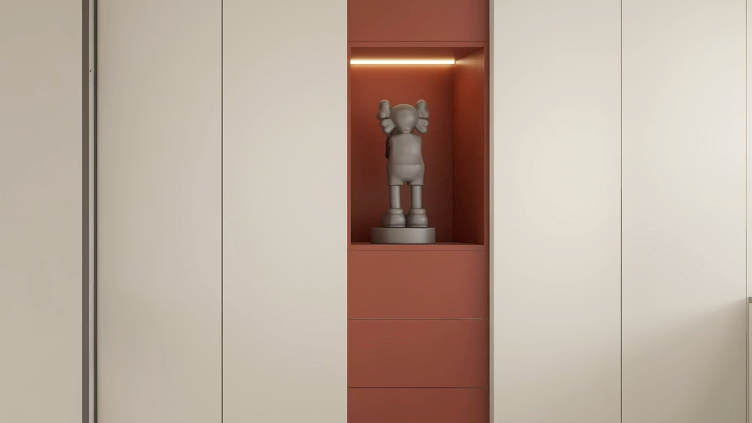 入户家里有个阳台多出来就可以做个储物间,悬空柜跟展示柜做一起,...