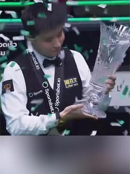 赛季三冠!赵心童夺斯诺克球员锦标赛冠军,世界排名跃升世界第五