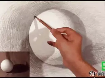 素描基础视频教程:素描石膏几何形体球体的明暗素描画法介绍!零基础...