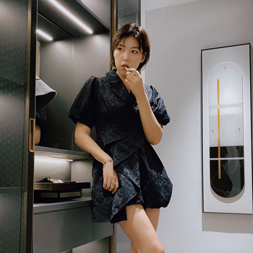 索菲亚设计师-yoyo 