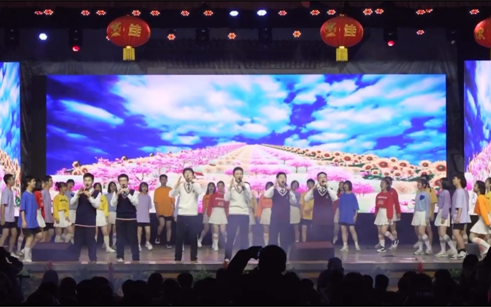 ...【歌舞-Day day up】浏阳市田家炳实验中学2021年元旦文艺晚会live