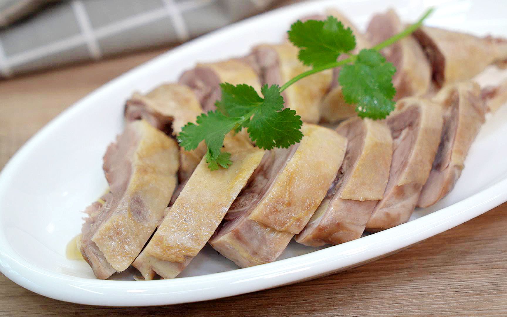 自制客家风味咸水鸭,传统做法,在家就能做,咸香味美不用买