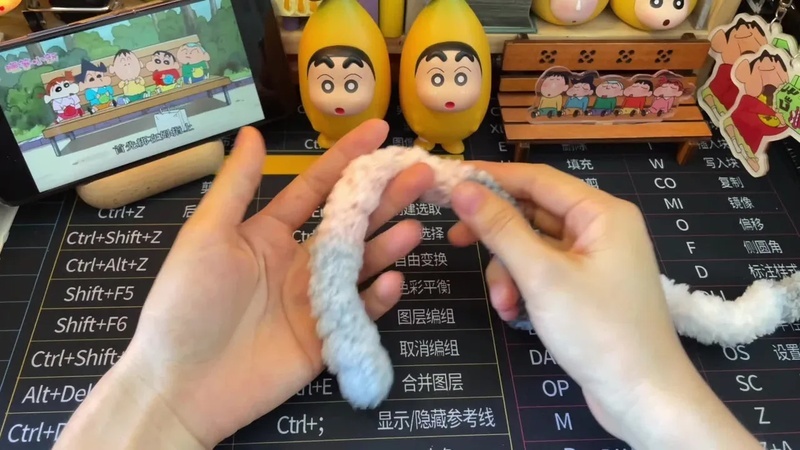织围巾教程 蜡笔小新 手指织围巾 礼物 毛线