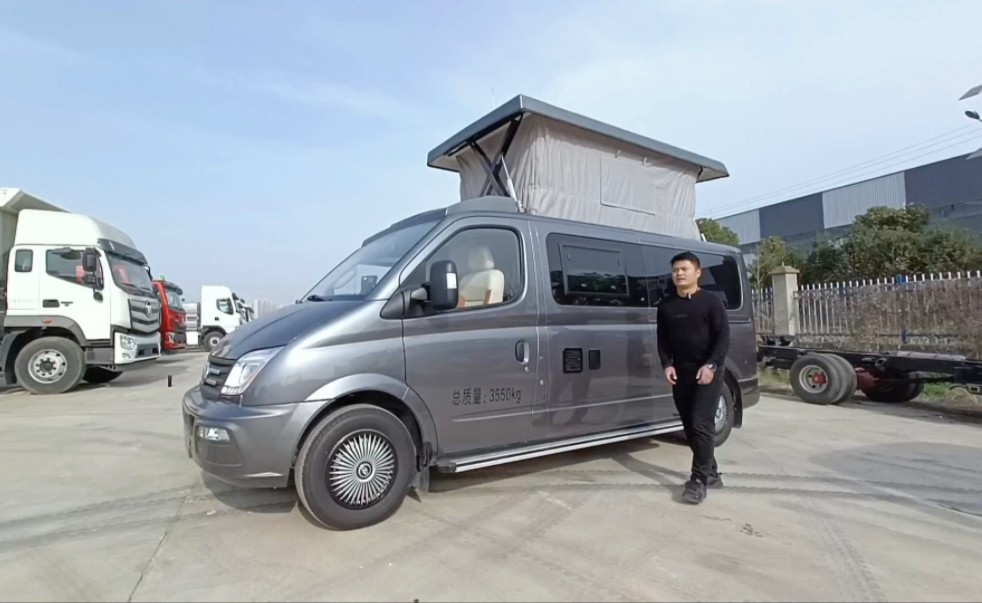 七座大通V80中轴低顶带平升顶帐篷房车