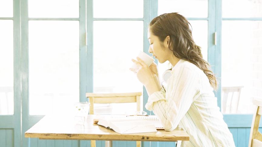 性格孤僻、喜欢独处,哪些生肖的人,最烦人际交往?