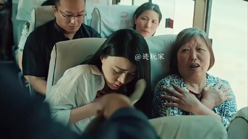 最近很火的手游推荐,目前最挣钱的游戏排行榜0