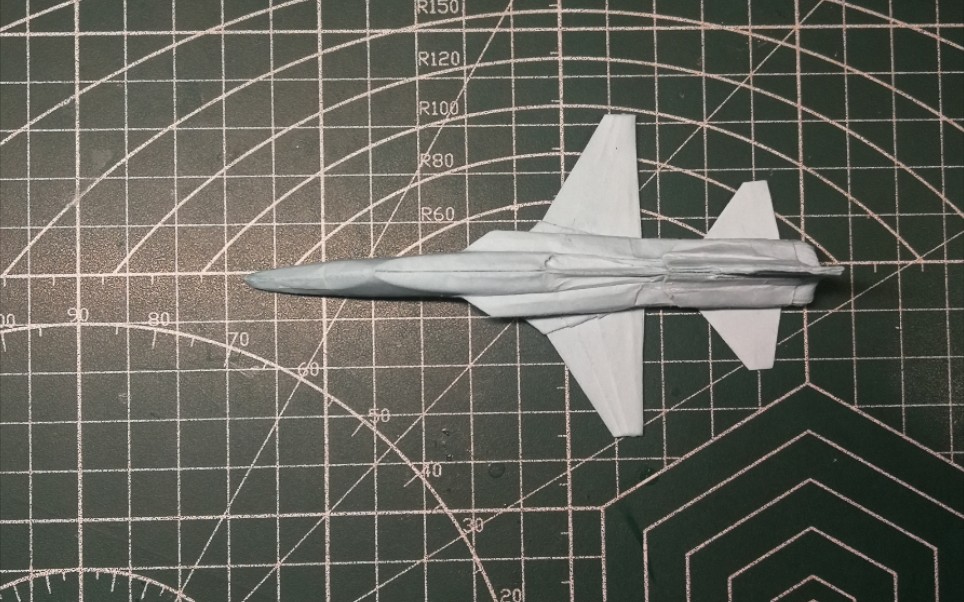 【折纸教程】F5战三段折教程(原创),一张A4纸纯折不剪裁,立体机身...