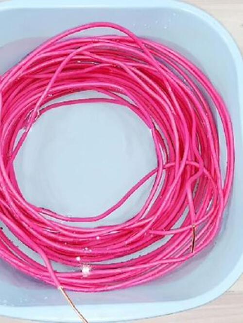 单根电线一捆100米,怎么测量铜芯和线皮之间的绝缘电阻?涨知识