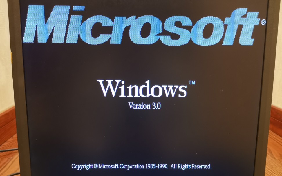 ESP32 VGA控制器运行FABGL库玩吃豆人 坦克大战等游戏