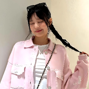 Xiaowannng- 