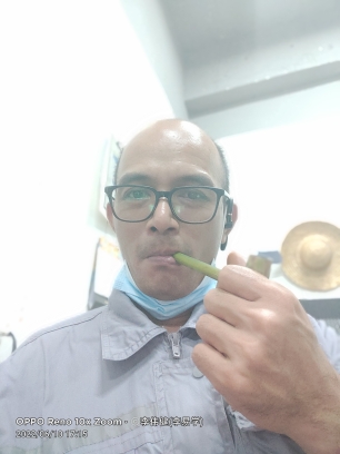 李伟健李易学 