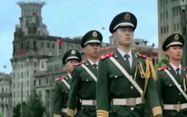 YouTube上的中国军队宣传片,太震撼!