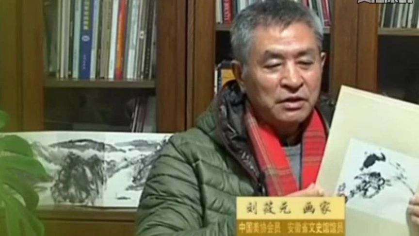 看腻了一只鸡站在石头上?看这位画家如何画鸡