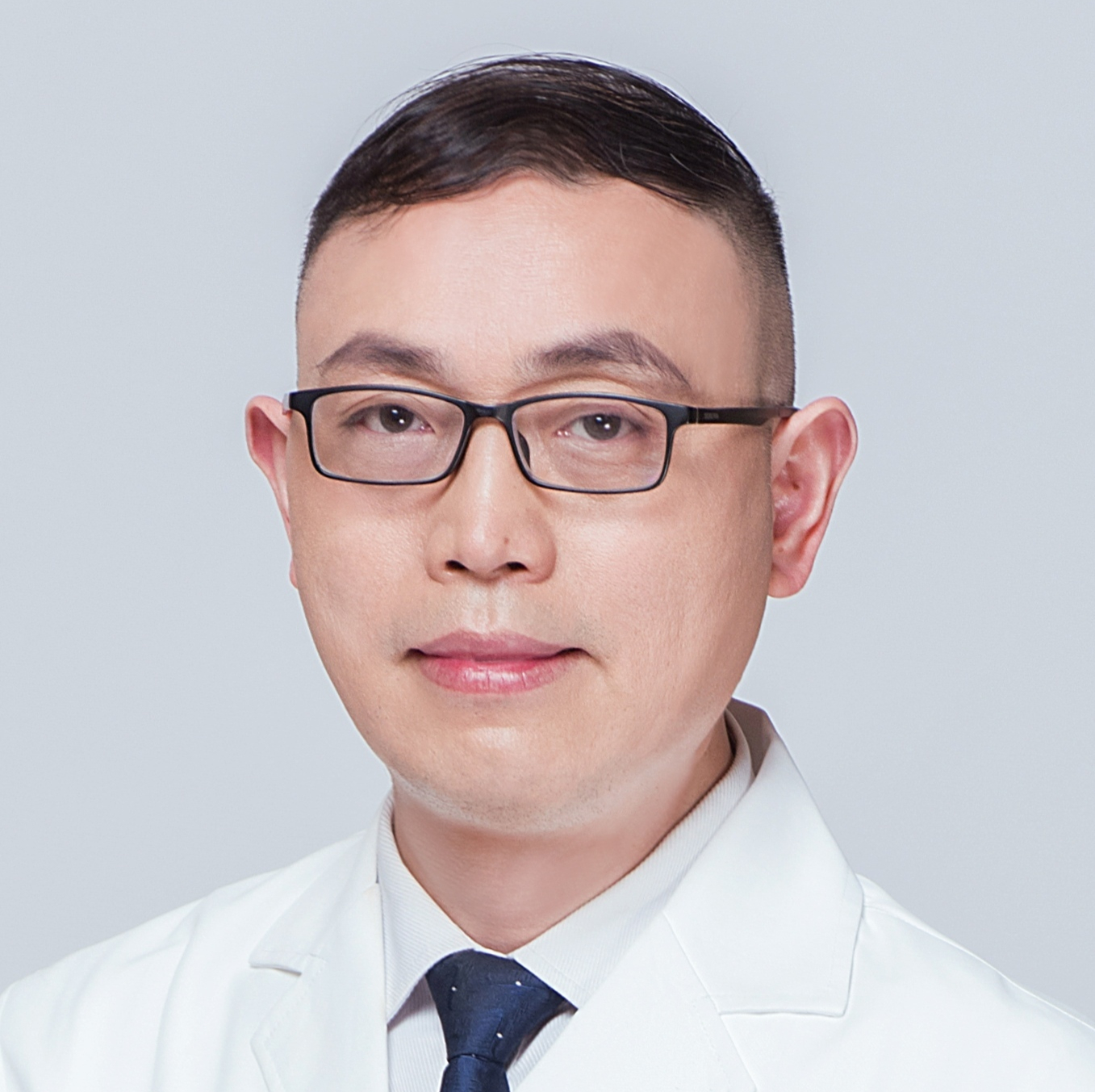 口腔颌面医生肖林 