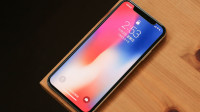 开启iPhone手机的勿扰模式,可以让骚扰电话远离我们,不怕被打扰