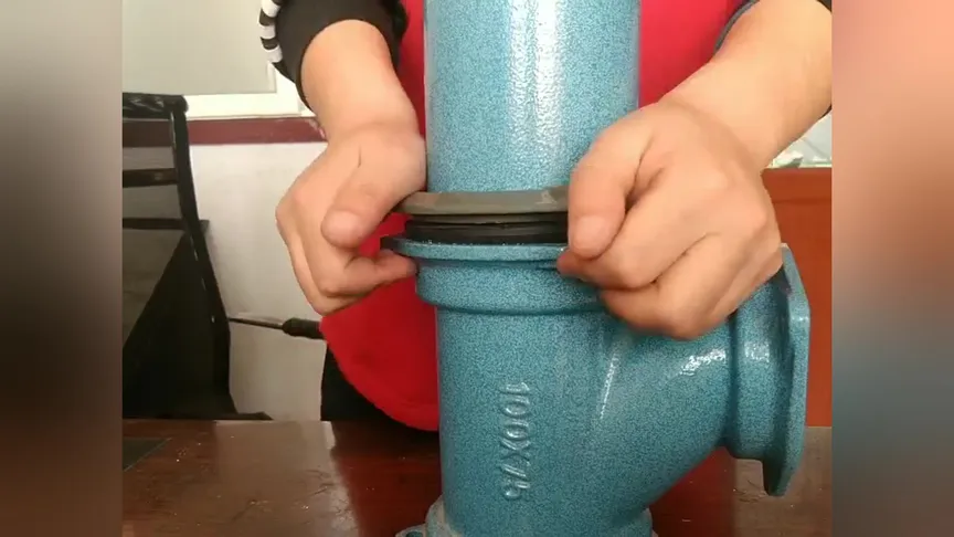 B型机械式双法兰柔性连接铸铁排水管安装方法