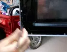 南方家电维修:美的微波炉维修门钩视频教程