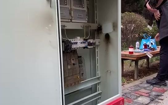 “扬鹏科技”智能灭火材料随机点火实验