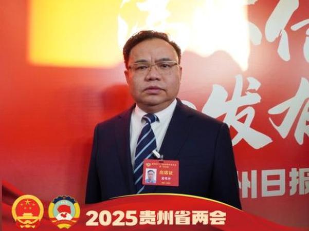 提问代表委员 梁明祥委员:让村居法律顾问制度延伸至乡村企业