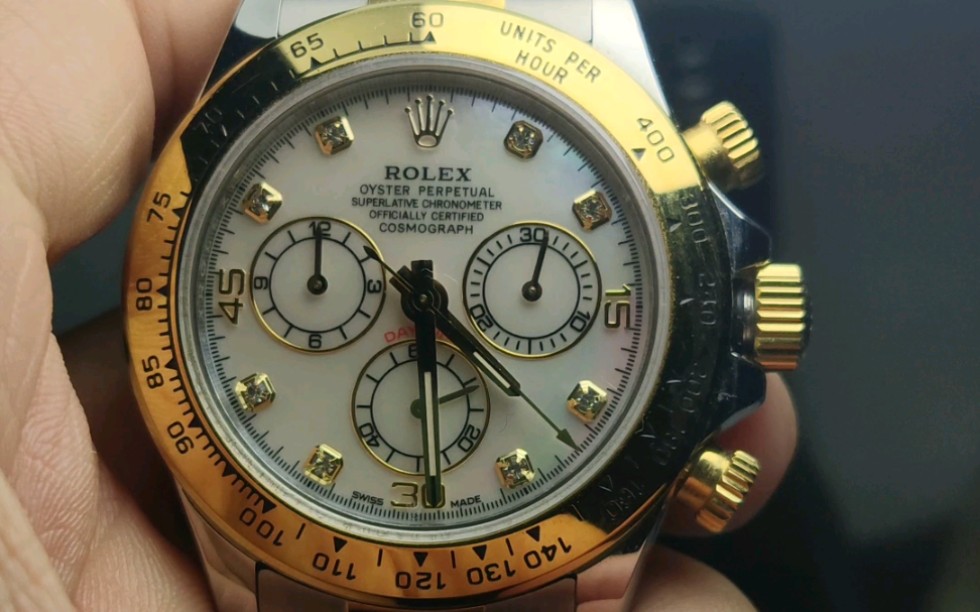 珍珠贝母表盘的机械手表好看不?买不买?