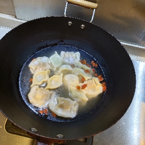 路过的小鸡哥 