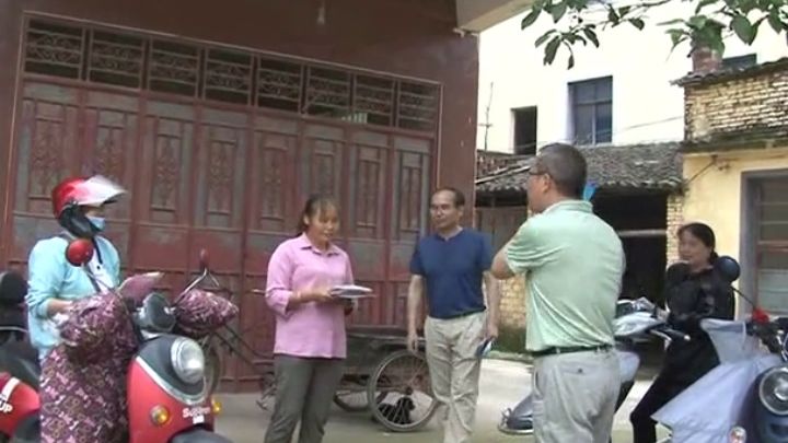 我县开展“全面小康法治护航”主题法治宣传活动