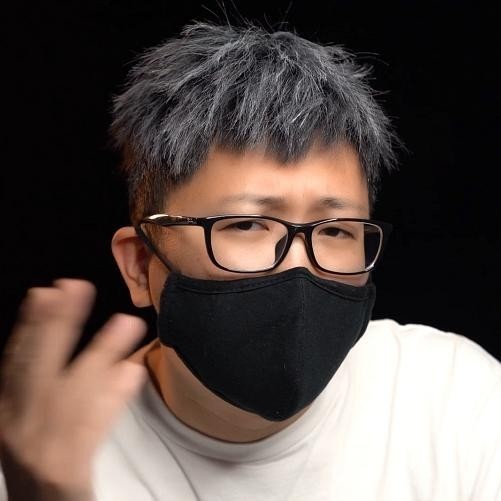 游戏宅朋克男 