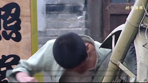 小兵张嘎:8蔫坏嘎子扎车胎,送两个鬼子上西天