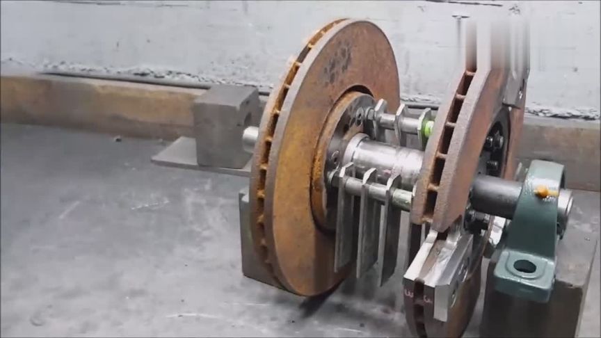 一个简单的机械原理,但是生活中有很多设备都在应用